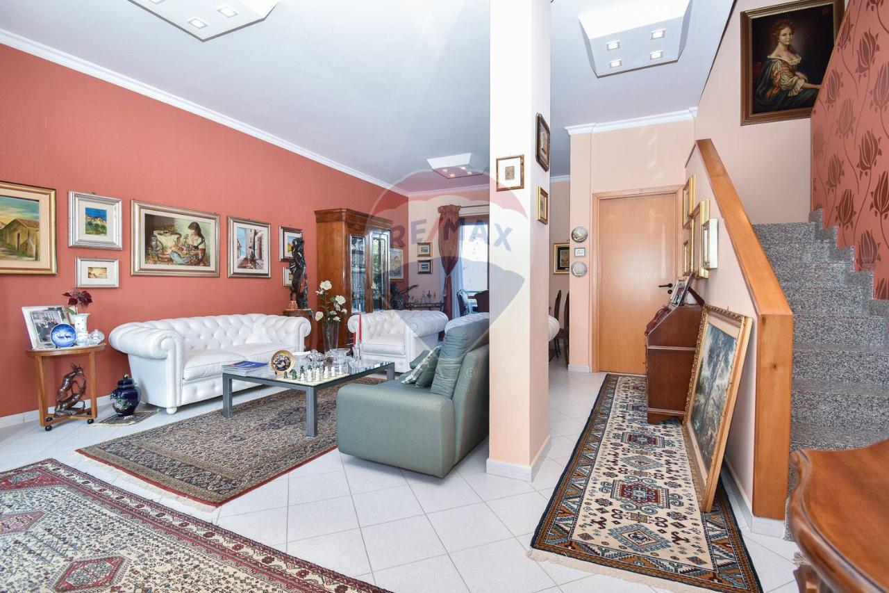 Villa in vendita a Giarre