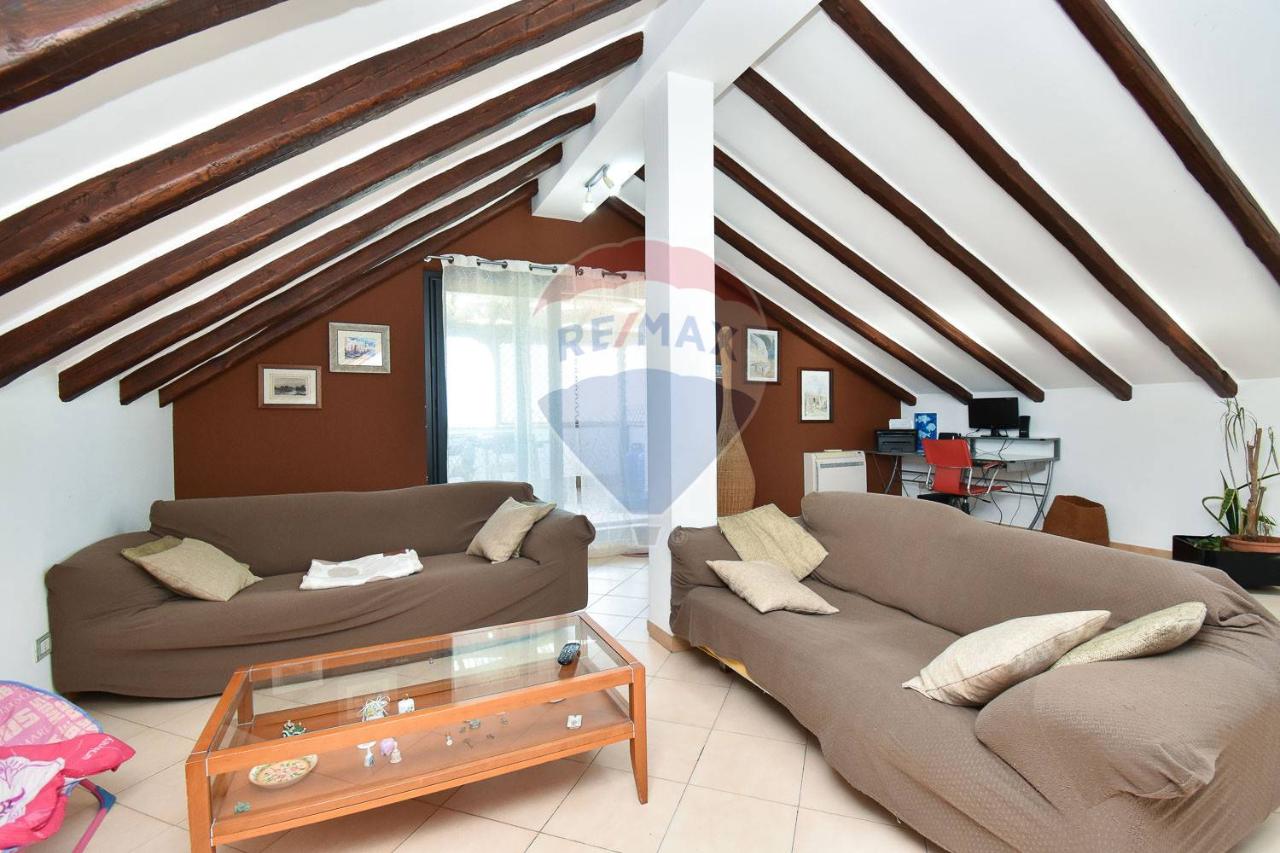 Attico in vendita a Acireale