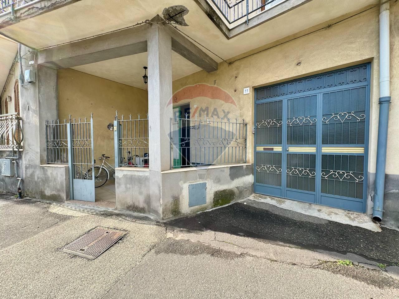 Casa indipendente in vendita a Aci Sant'Antonio