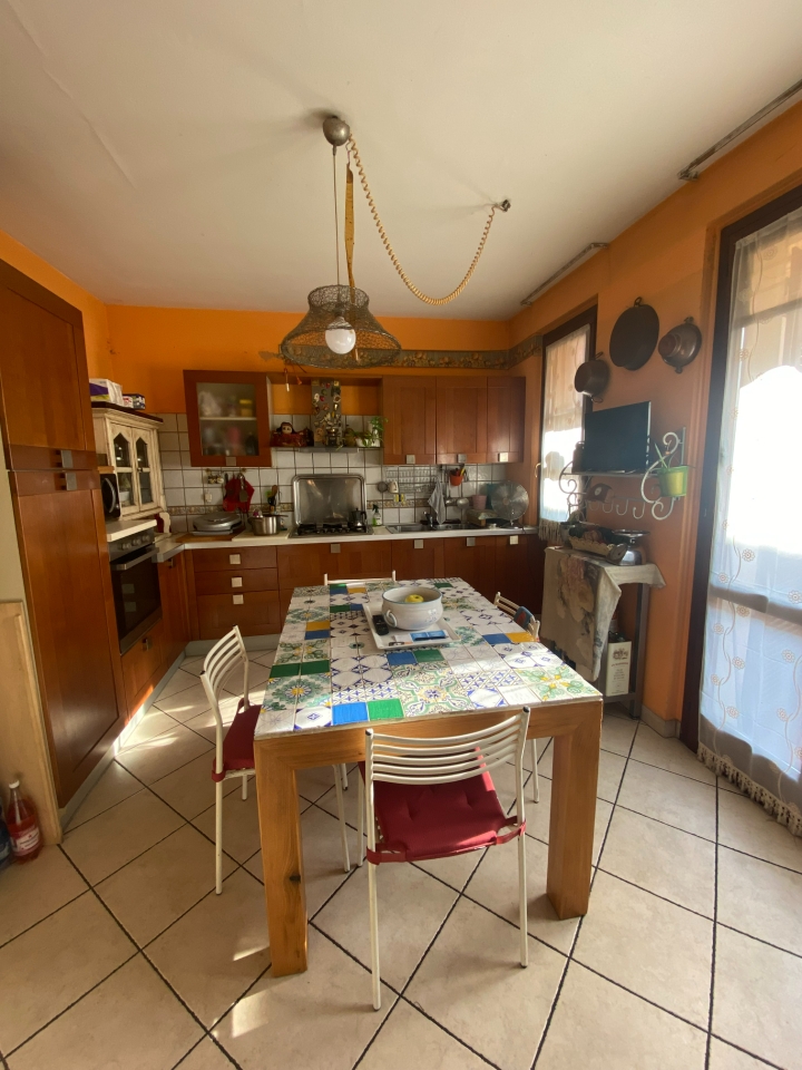 Villa bifamiliare in vendita a Orzinuovi