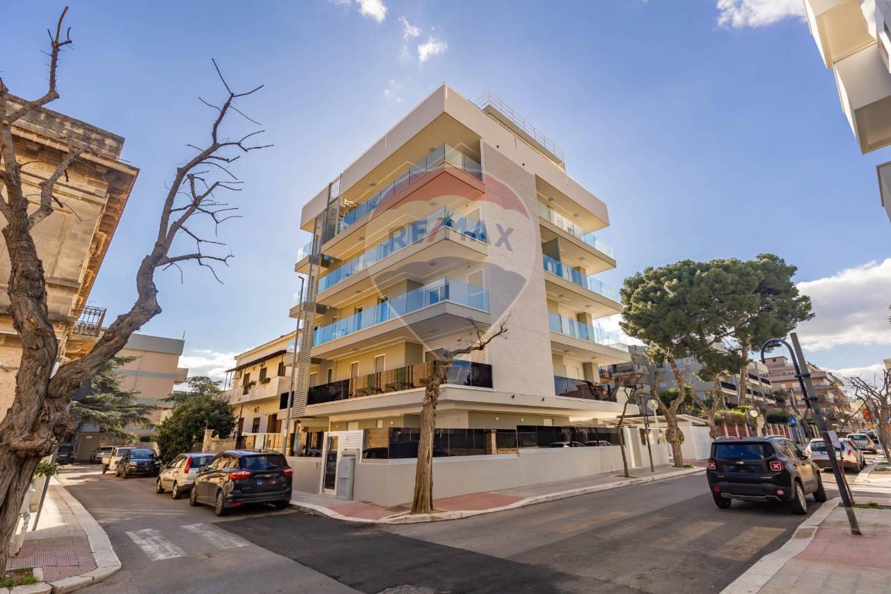 Magazzino in vendita a Bari