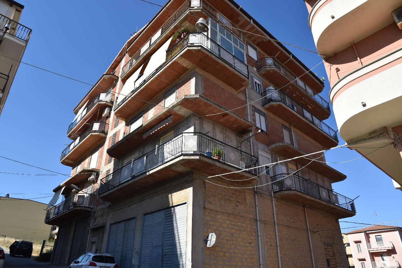 Appartamento in vendita a Favara