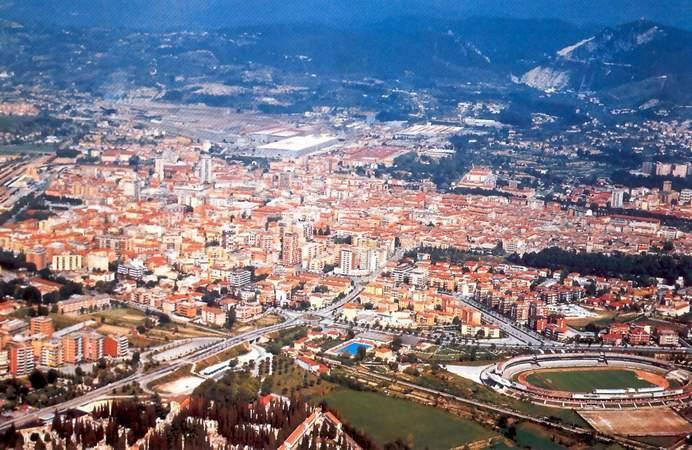 Palazzina commerciale in affitto a Narni
