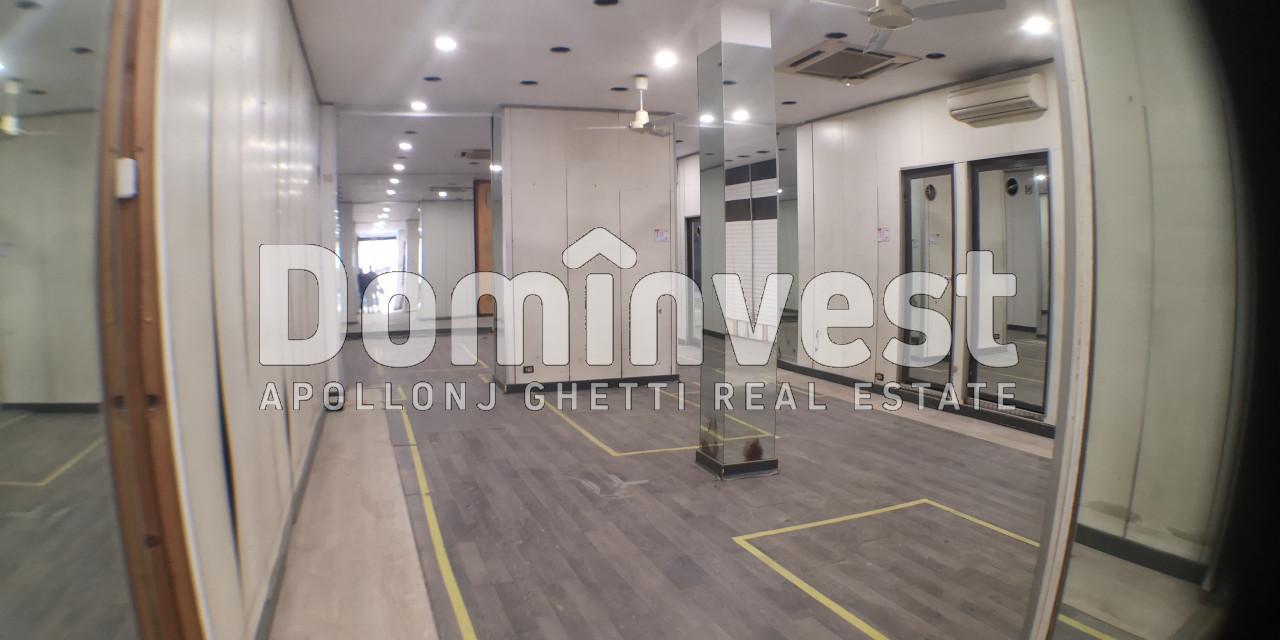 Negozio in affitto a Roma