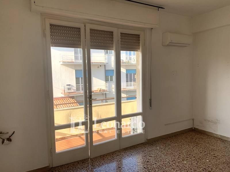 Appartamento in vendita a Viareggio