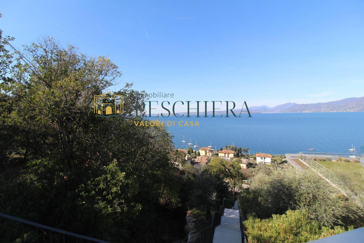 Appartamento in vendita a Torri Del Benaco