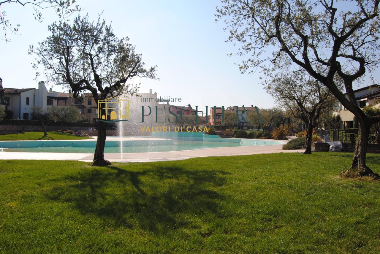 Appartamento in vendita a Peschiera Del Garda