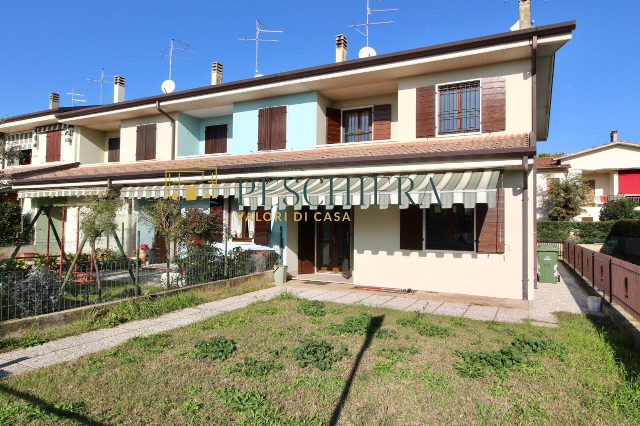 Villa a schiera in vendita a Valeggio Sul Mincio