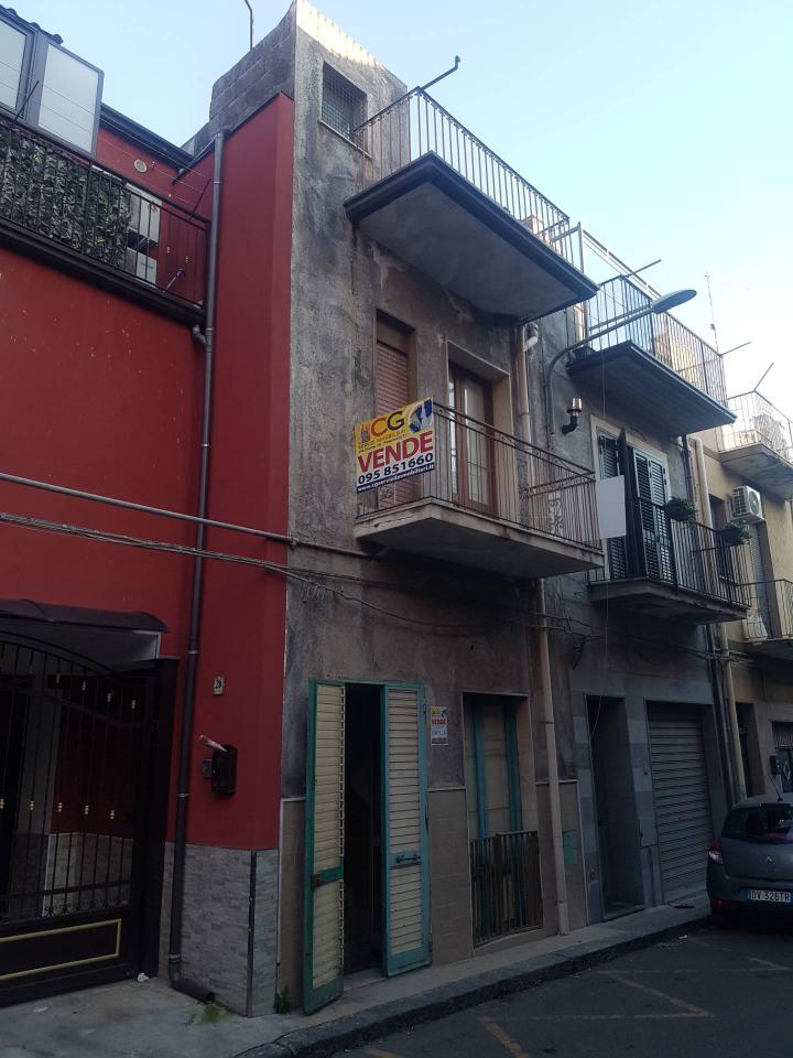 Casa indipendente in vendita a Paterno'