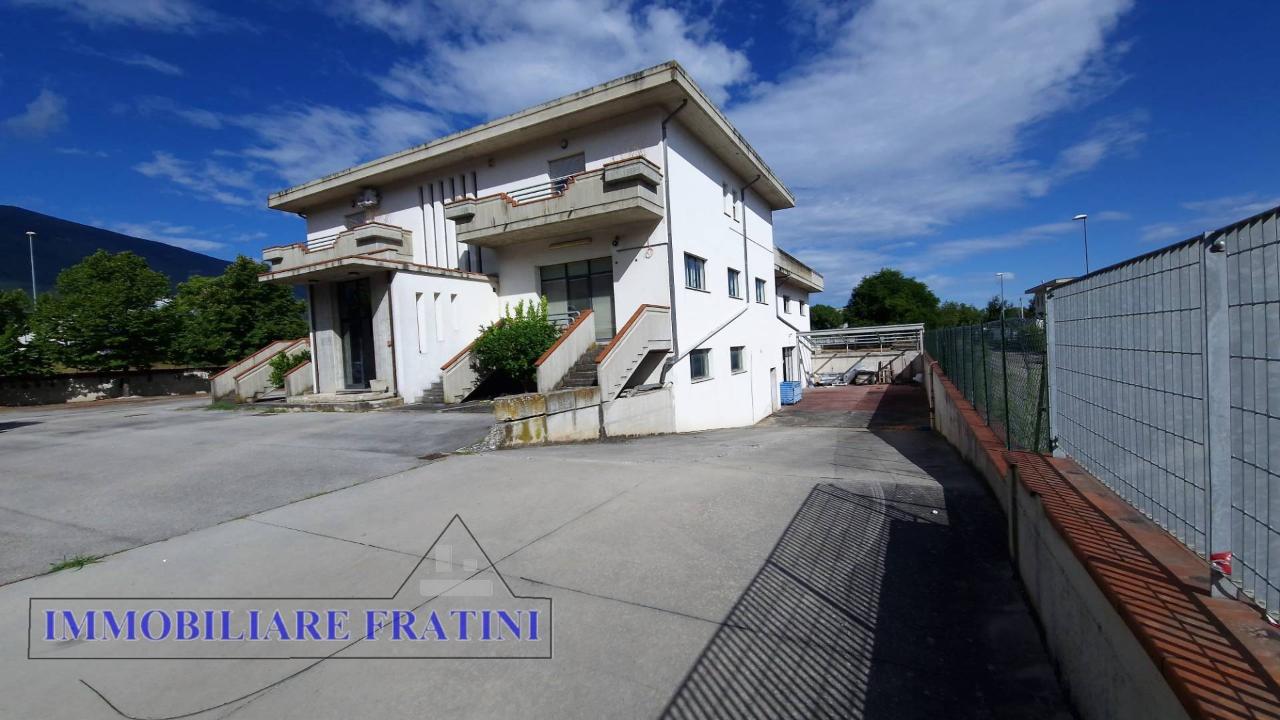 Capannone in vendita a Civitella Del Tronto