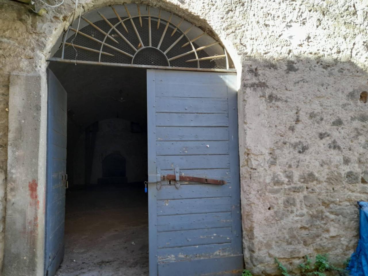 Magazzino in affitto a Marino