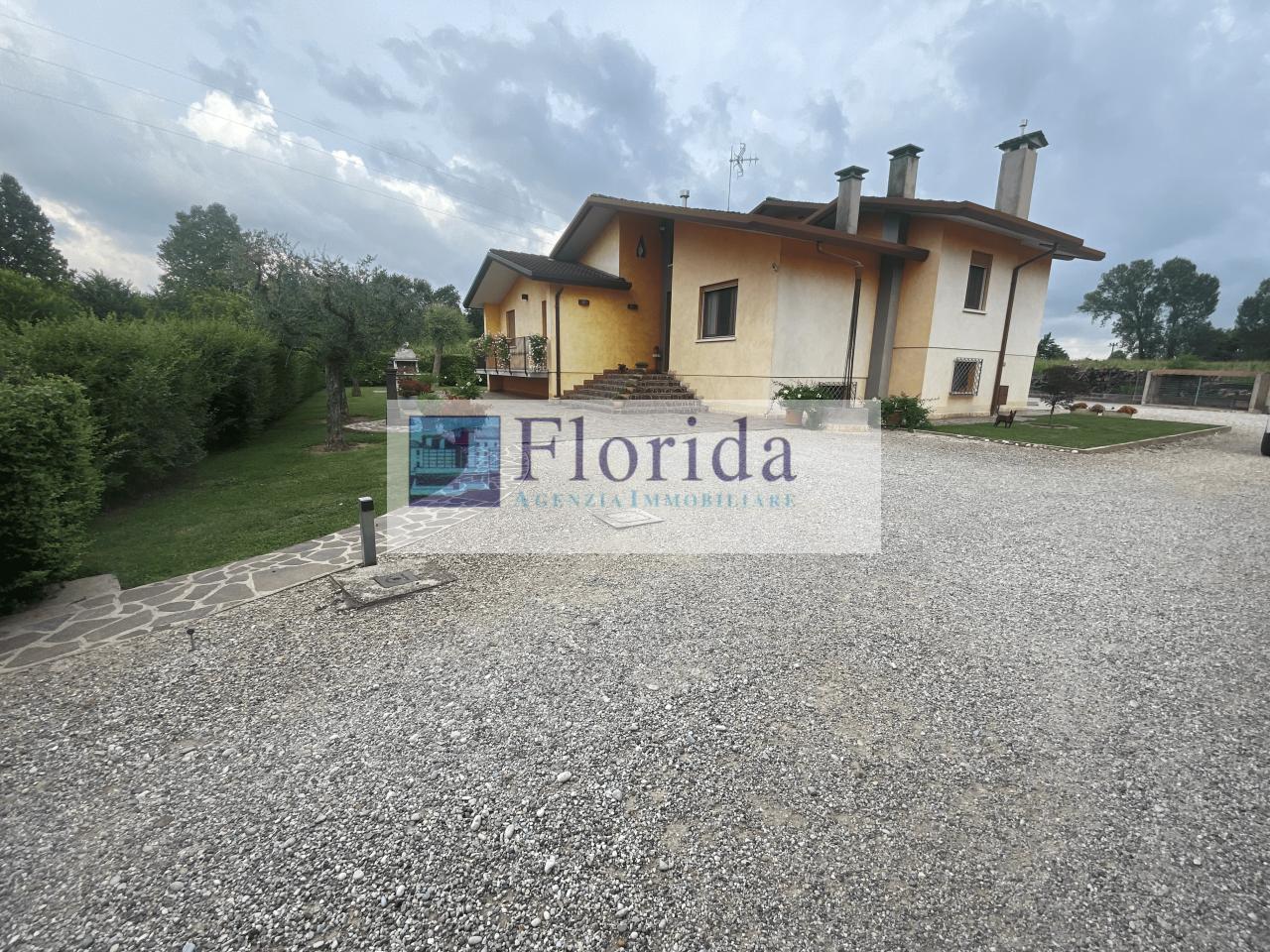 Casa indipendente in vendita a Loreggia