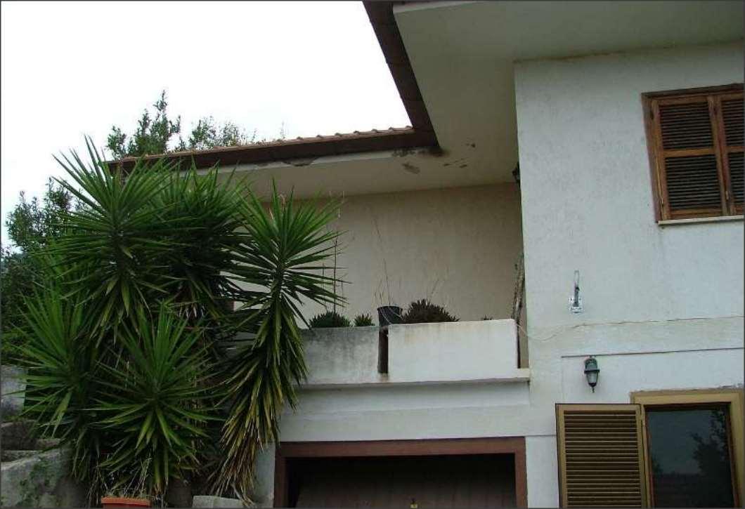 Villa bifamiliare in vendita a Roccagorga