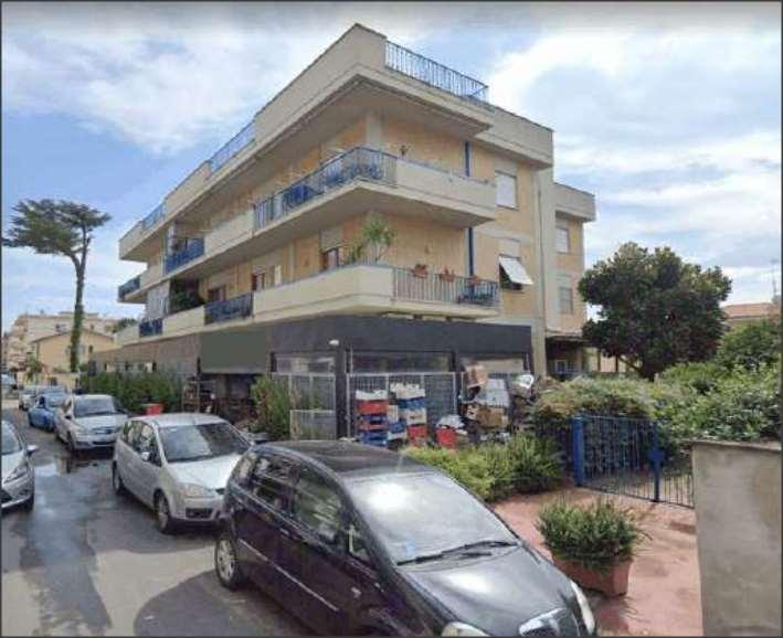 Negozio in vendita a Terracina