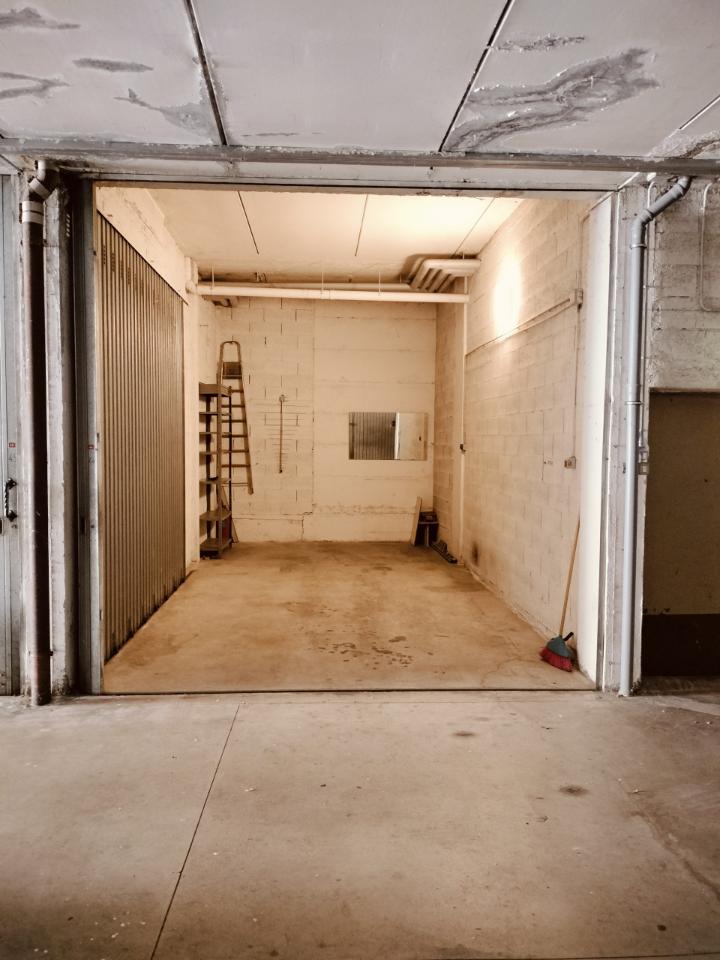 Garage in vendita a Laives