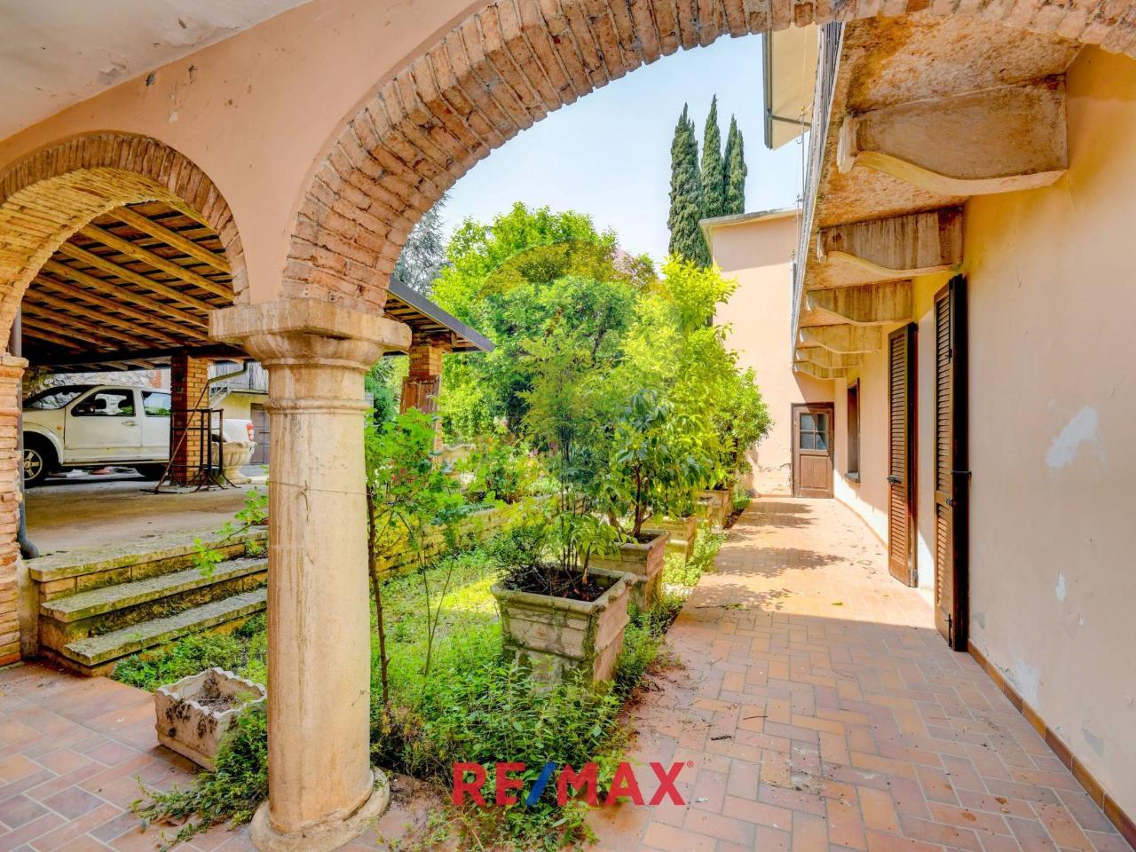 Casa indipendente in vendita a Soiano Del Lago