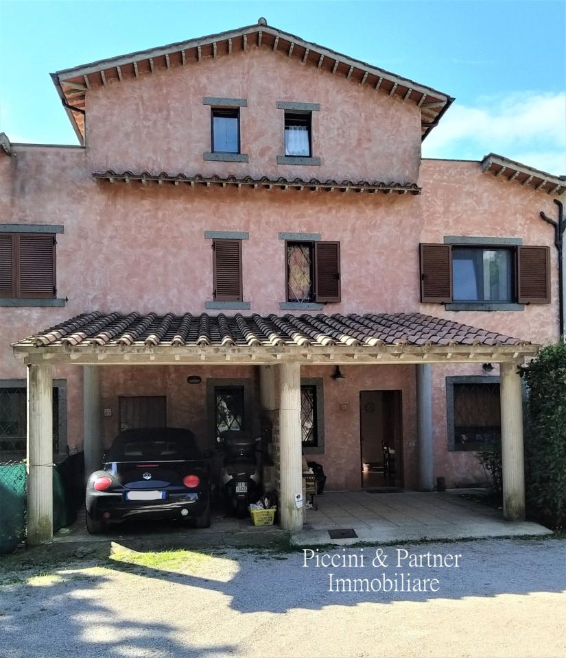 Villa a schiera in vendita a Passignano Sul Trasimeno