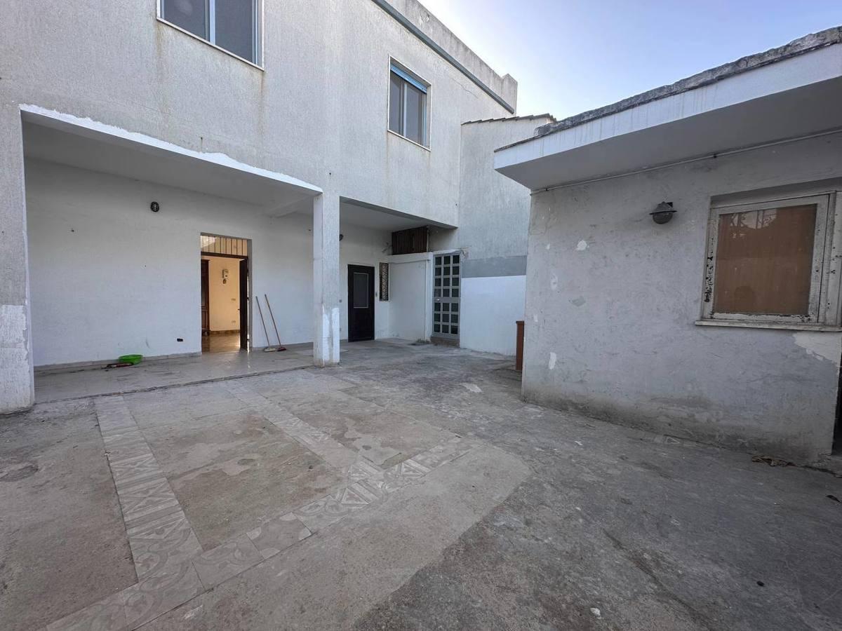 Casa indipendente in vendita a Taranto