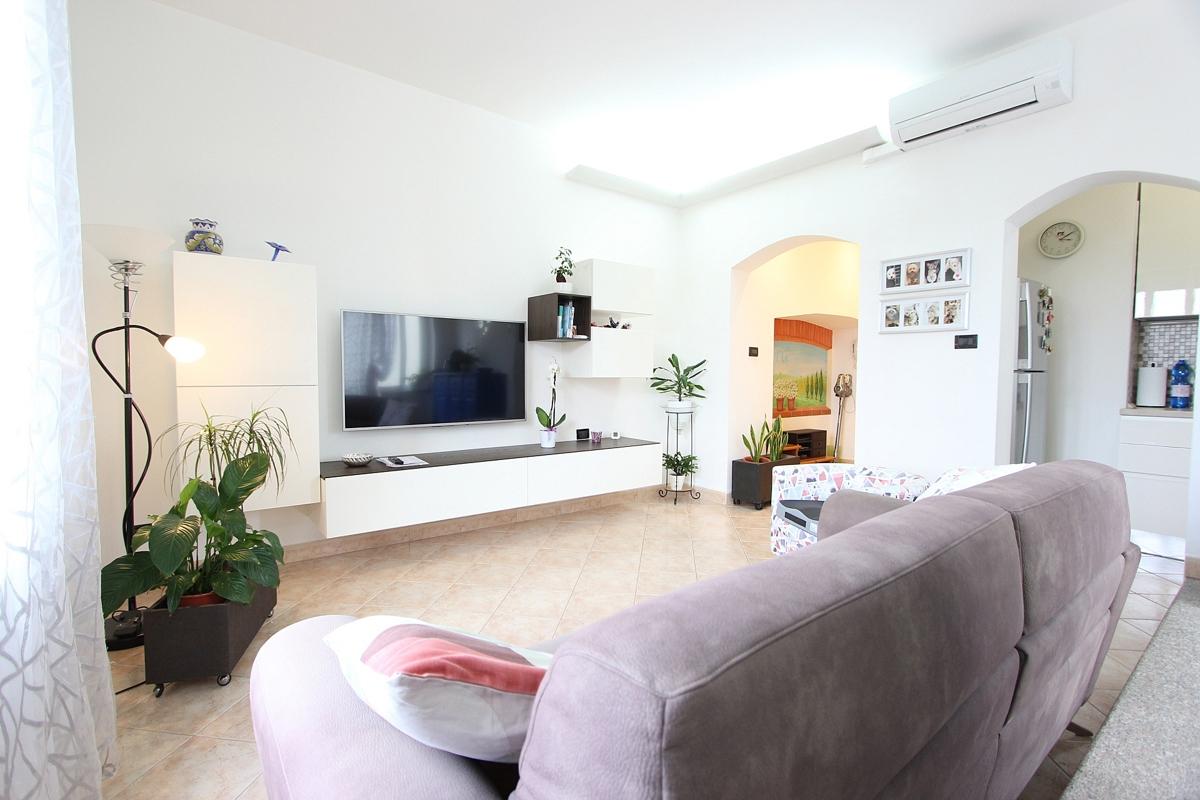 Appartamento in vendita a Rho