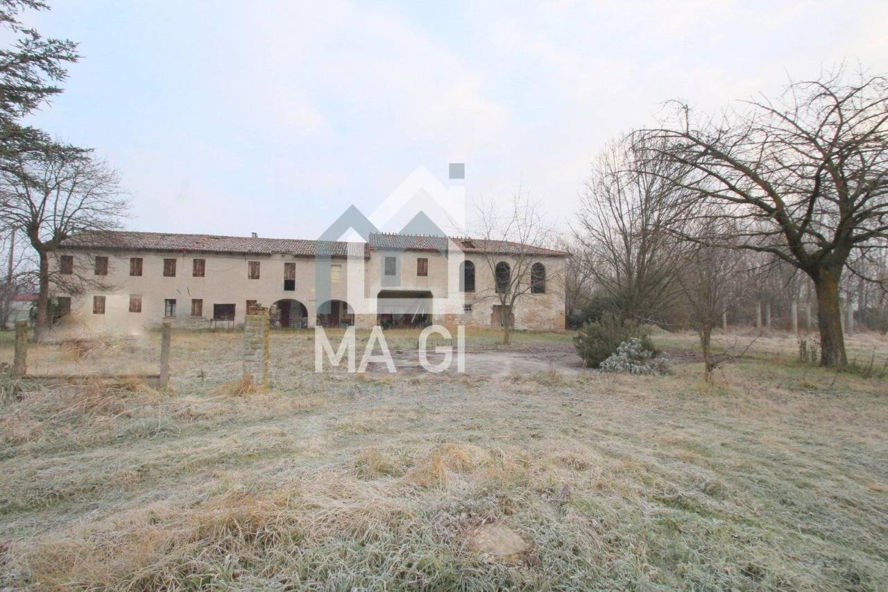 Rustico in vendita a San Biagio Di Callalta