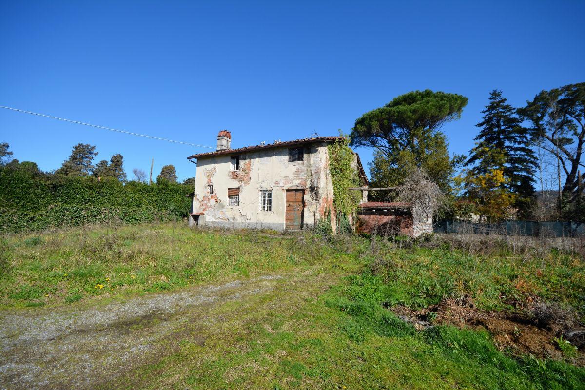 Rustico in vendita a Lucca