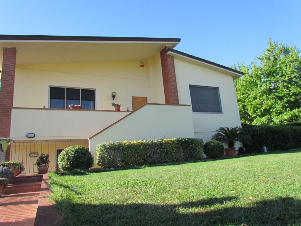 Villa in vendita a Capannori