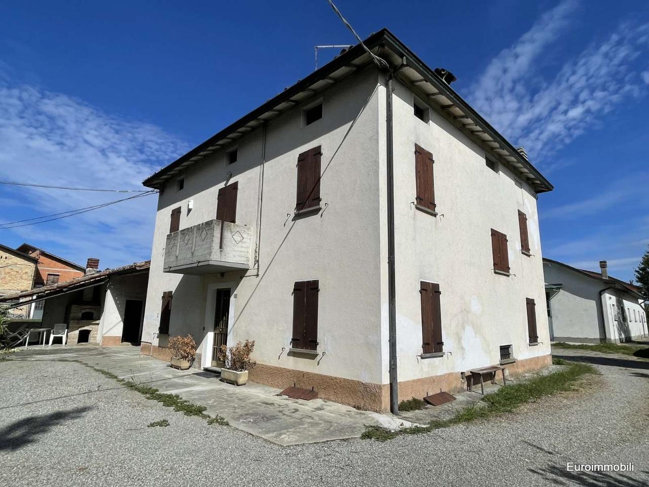 Casa indipendente in vendita a Traversetolo