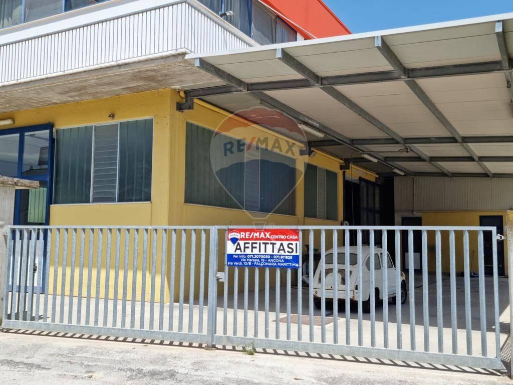 Negozio in affitto a Ripatransone