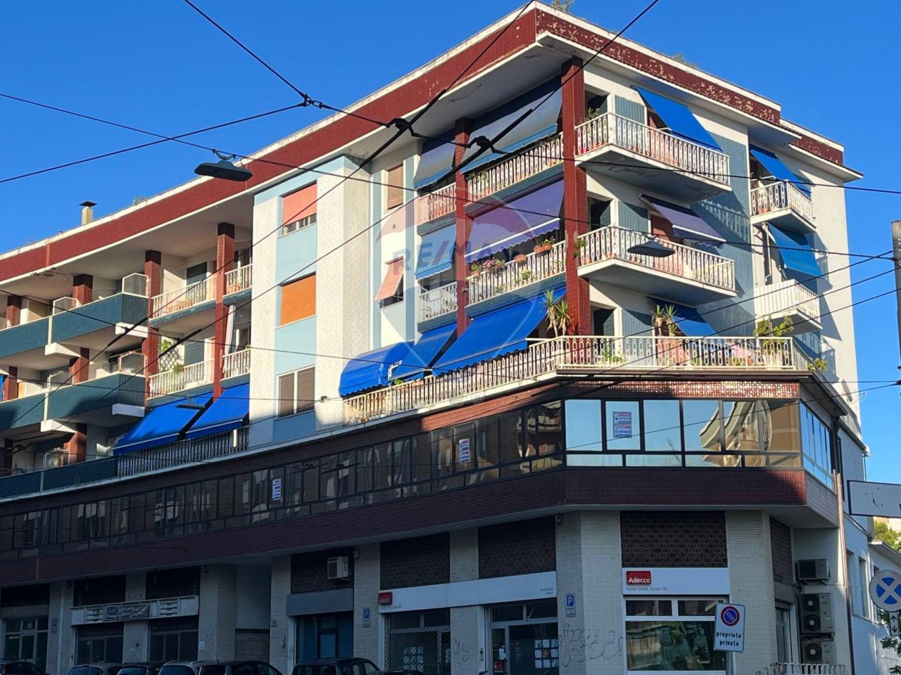 Ufficio in affitto a Ancona