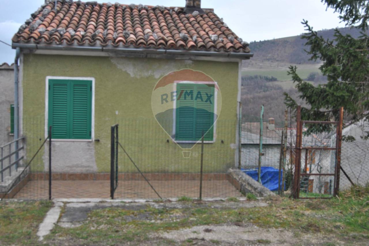Casa indipendente in vendita a Fabriano