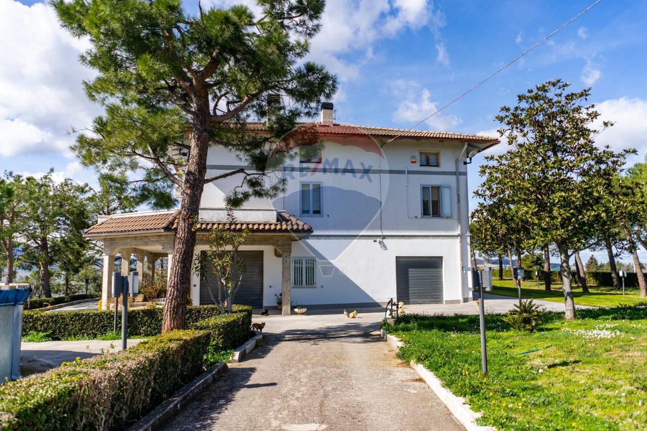Villa in vendita a Cossignano
