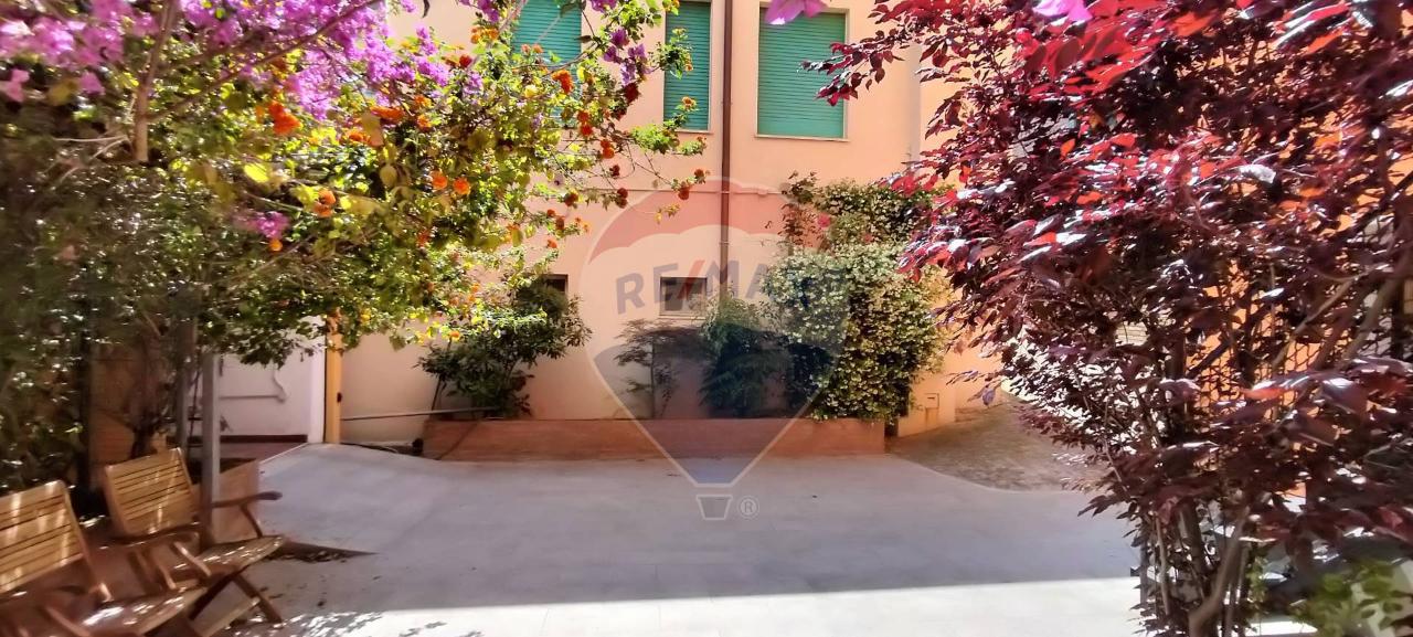 Appartamento in vendita a Falconara Marittima