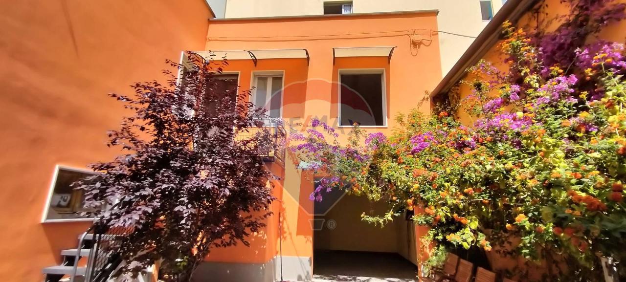 Casa indipendente in vendita a Falconara Marittima