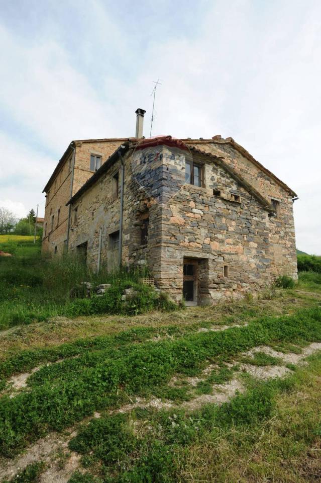 Rustico in vendita a Cingoli