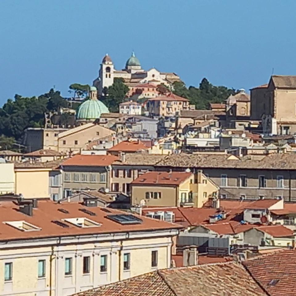 Appartamento in vendita a Ancona