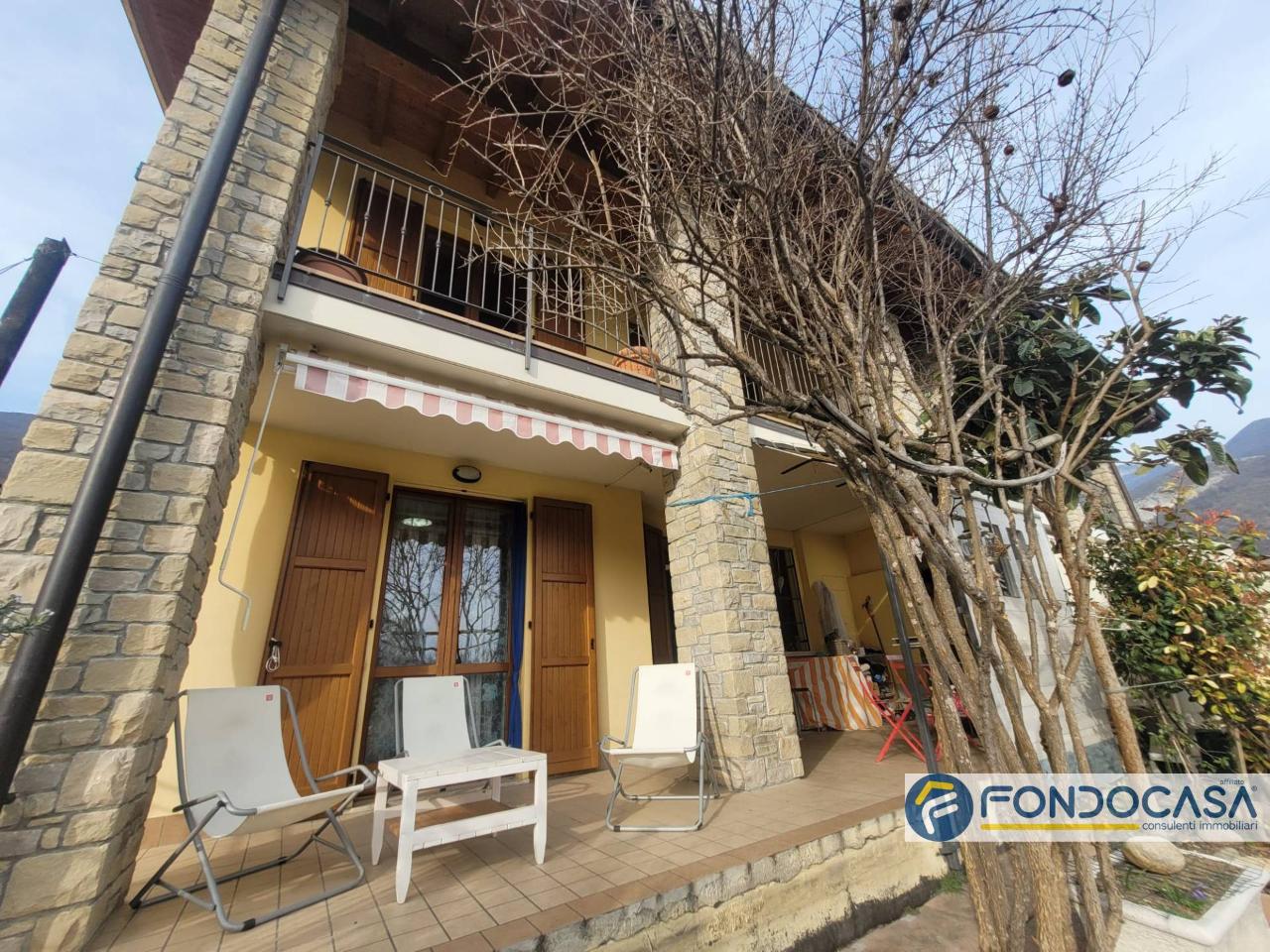 Appartamento in vendita a Adrara San Martino