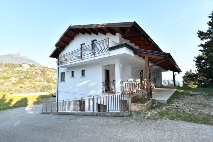 Villa in vendita a Trentinara