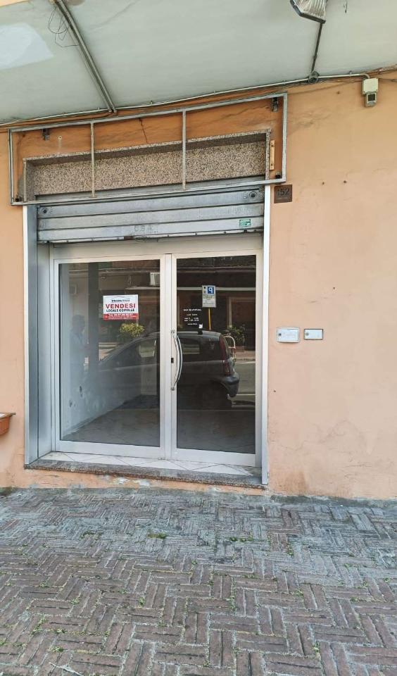 Negozio in vendita a Colleferro