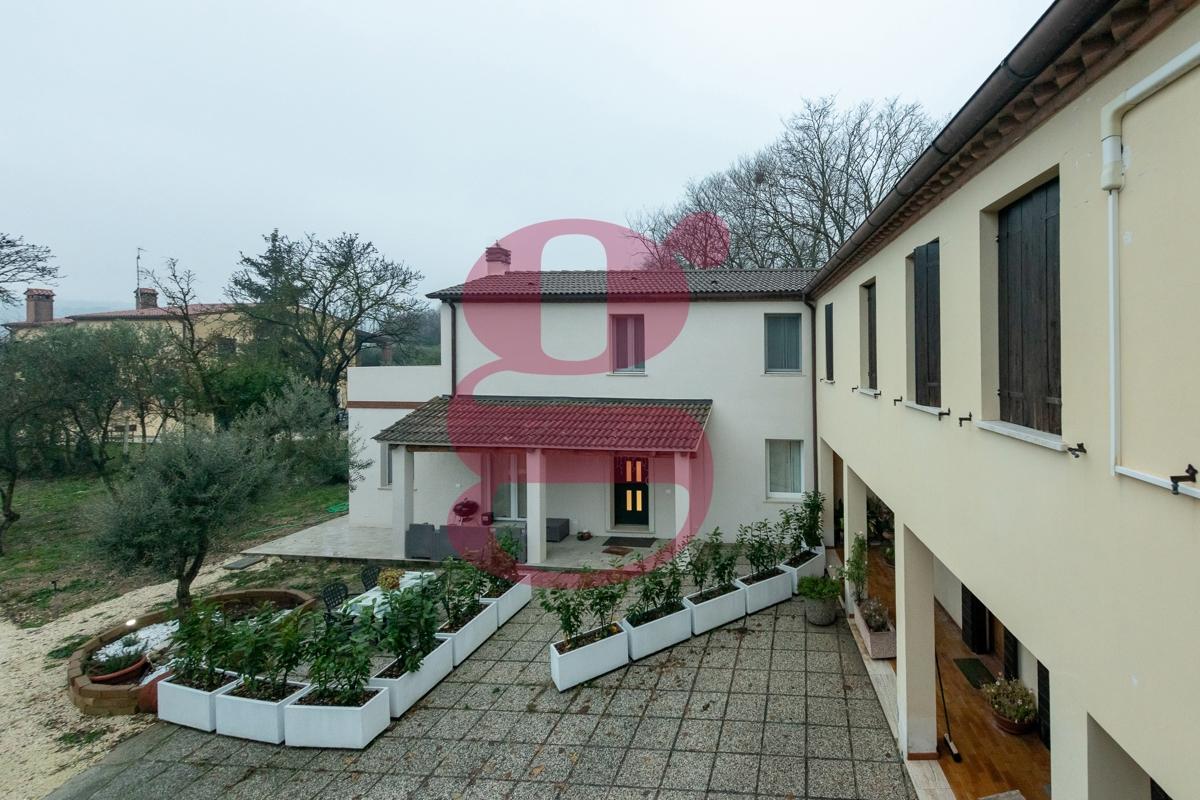 Villa in vendita a Arqua' Petrarca