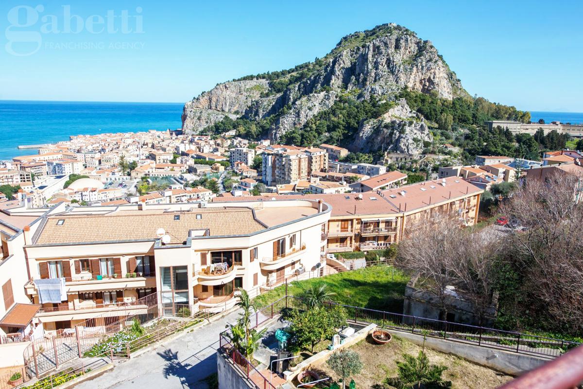 Appartamento in vendita a Cefalu'
