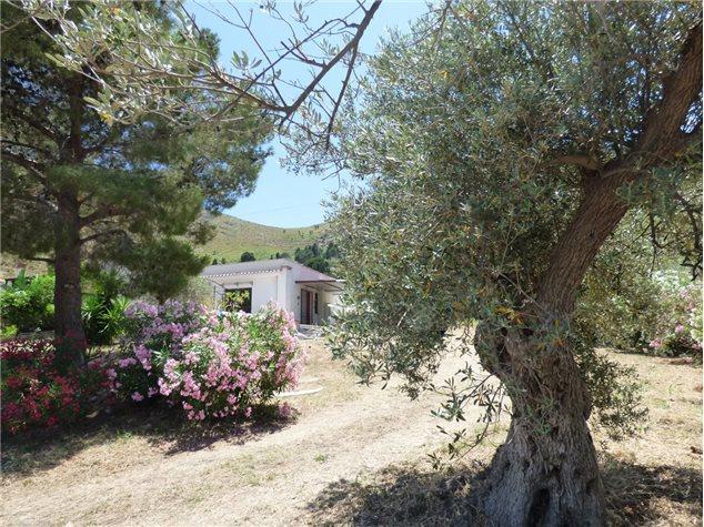 Villa in vendita a Altavilla Milicia