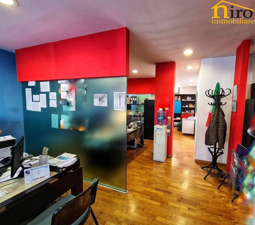 Negozio in vendita a Pescara