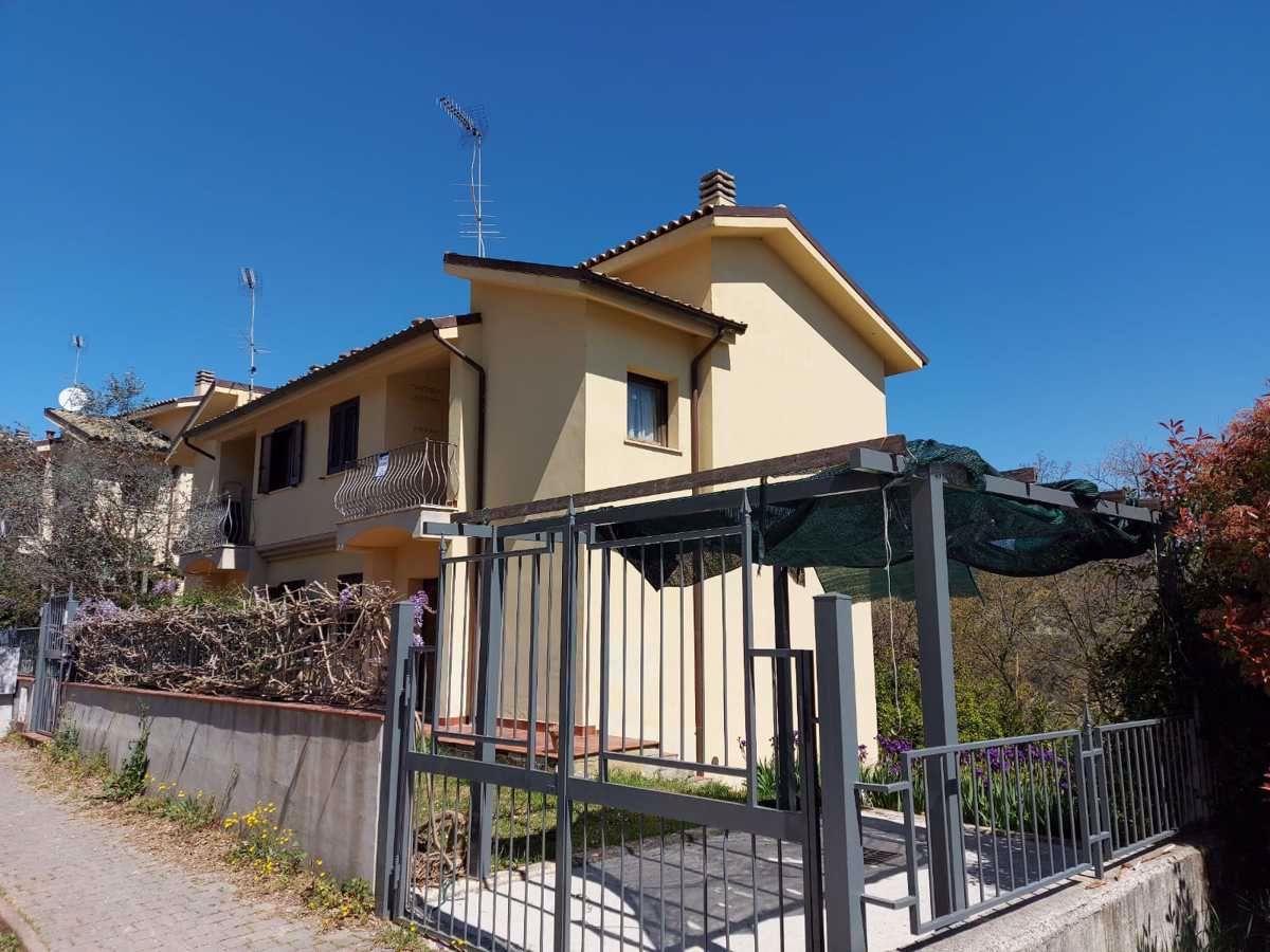 Villa in vendita a Amelia