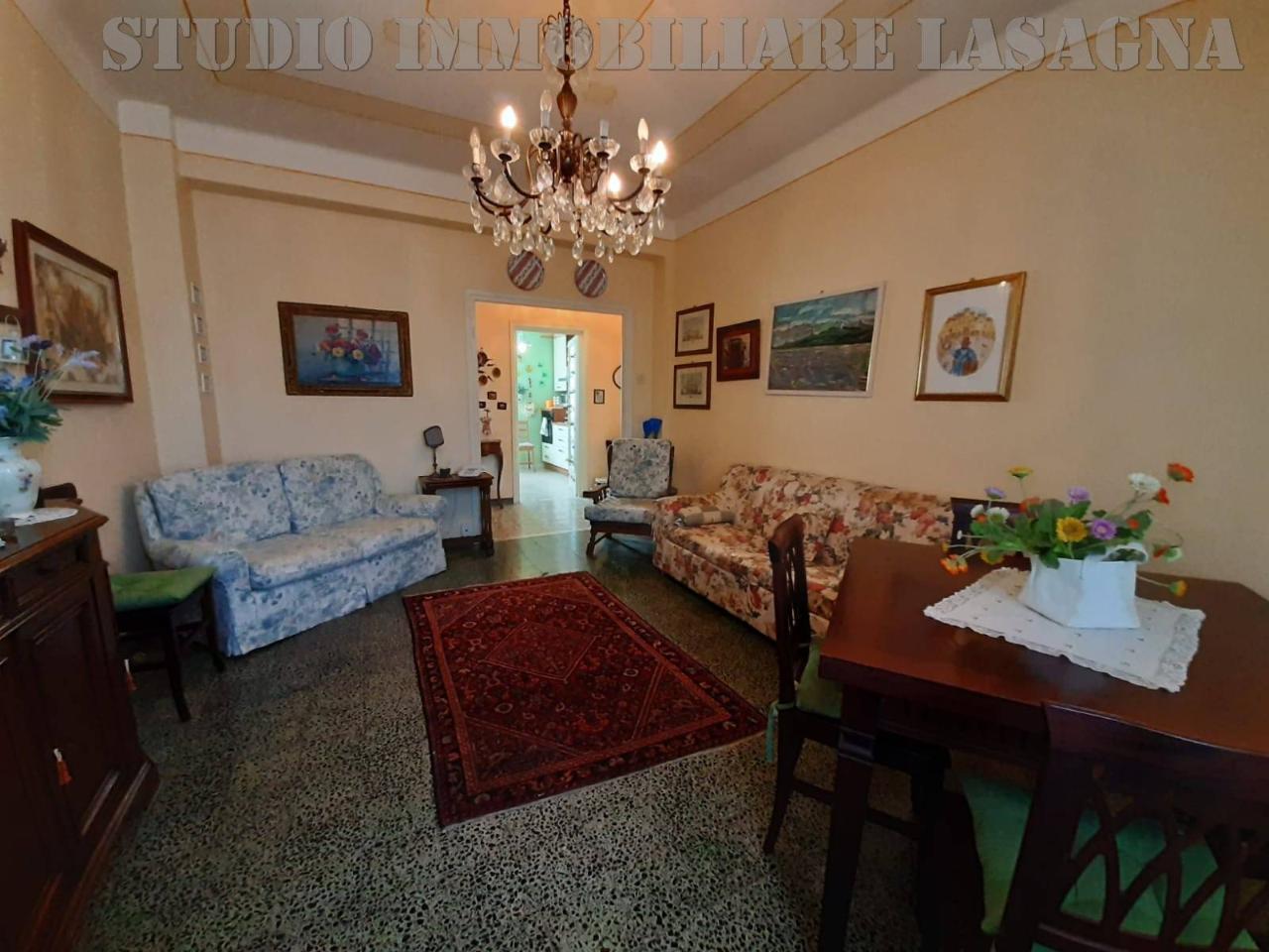 Appartamento in vendita a Viareggio