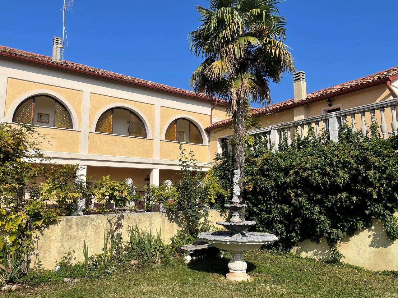 Villa unifamiliare in vendita a Vittorio Veneto