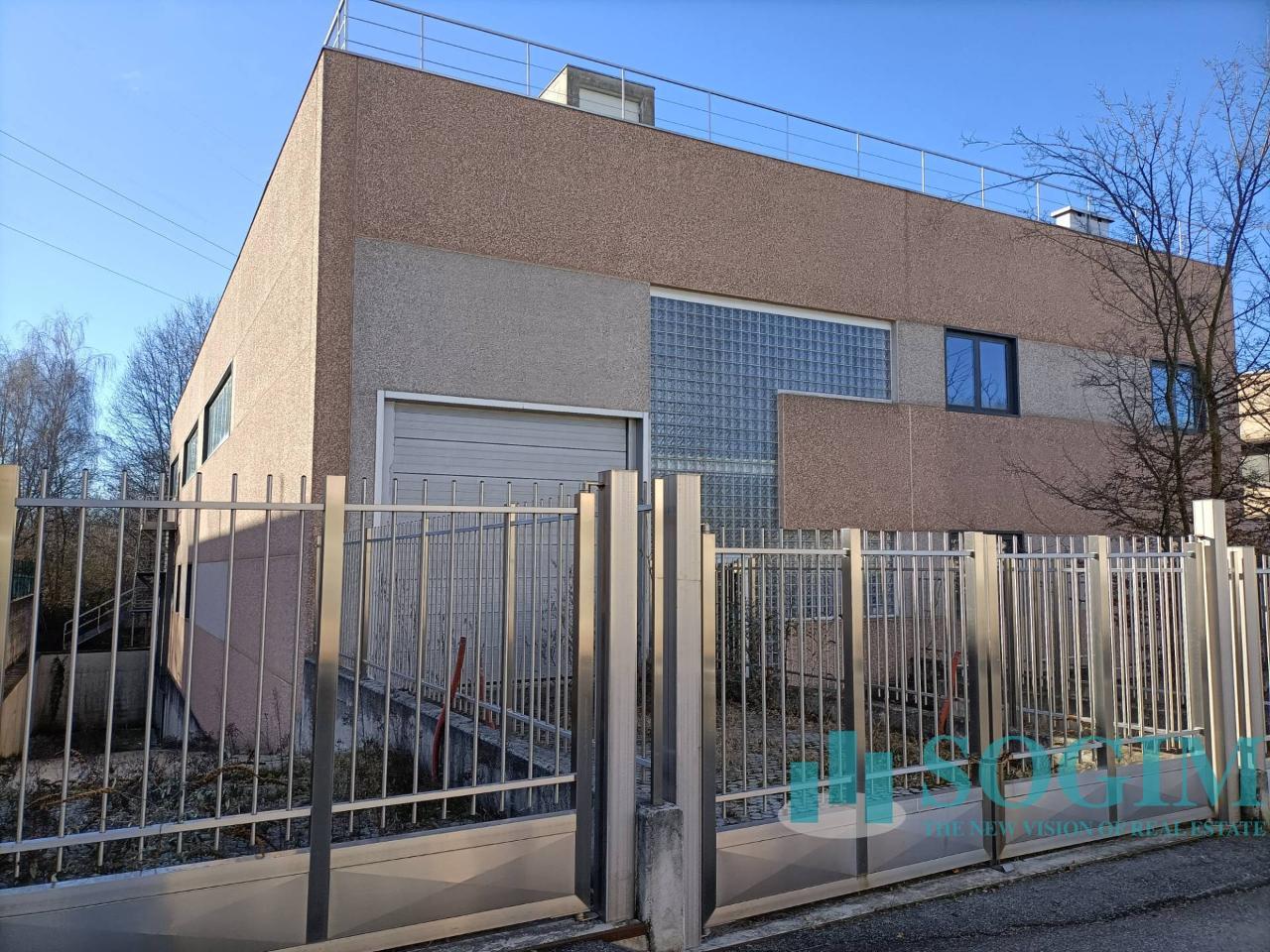 Capannone in affitto a Sumirago