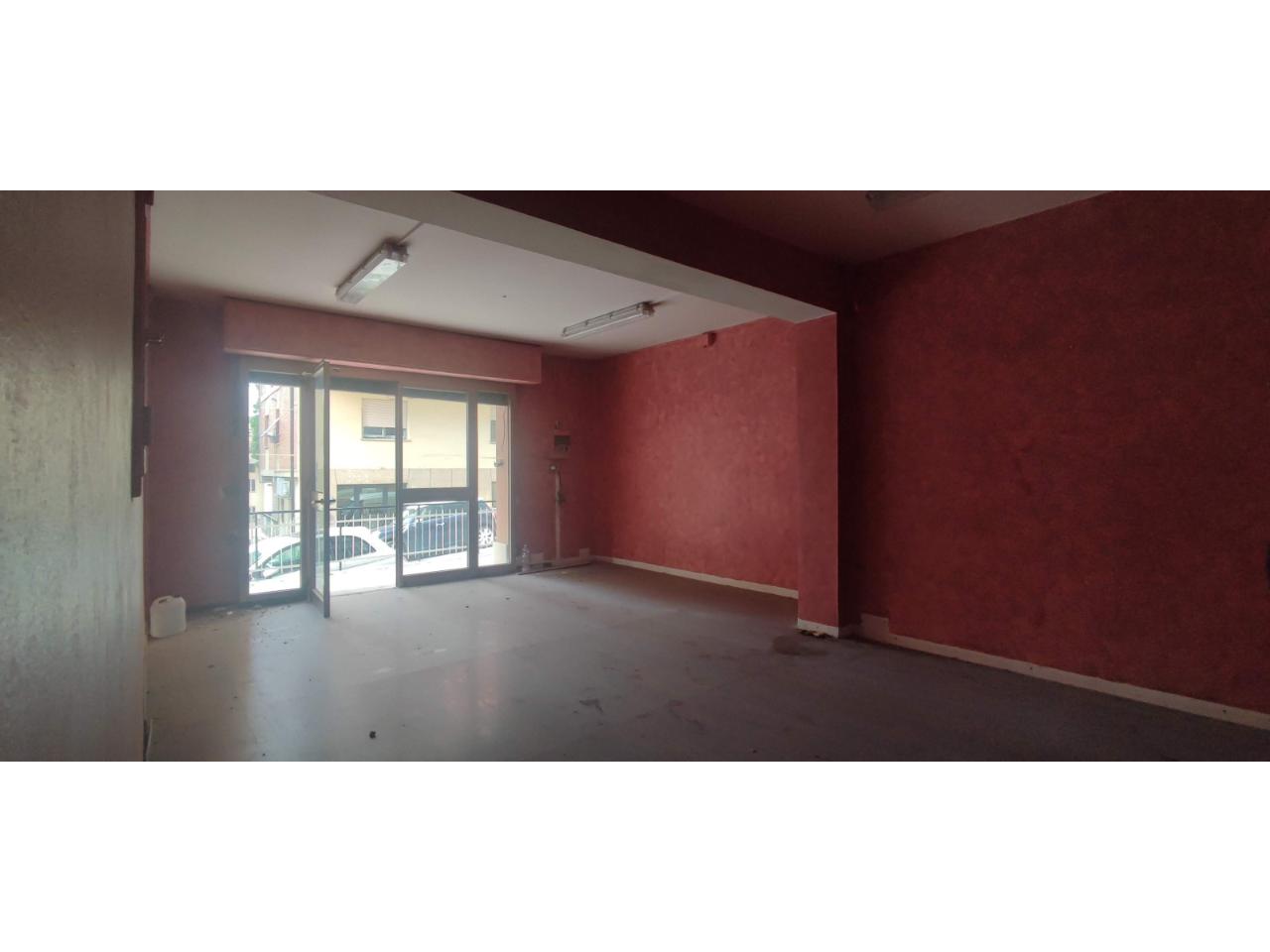 Negozio in vendita a Ariccia