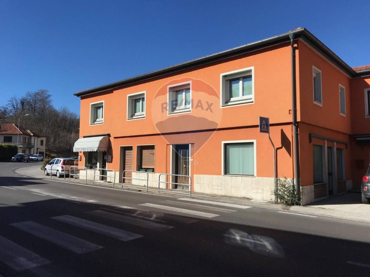 Negozio in affitto a Ponte Nelle Alpi