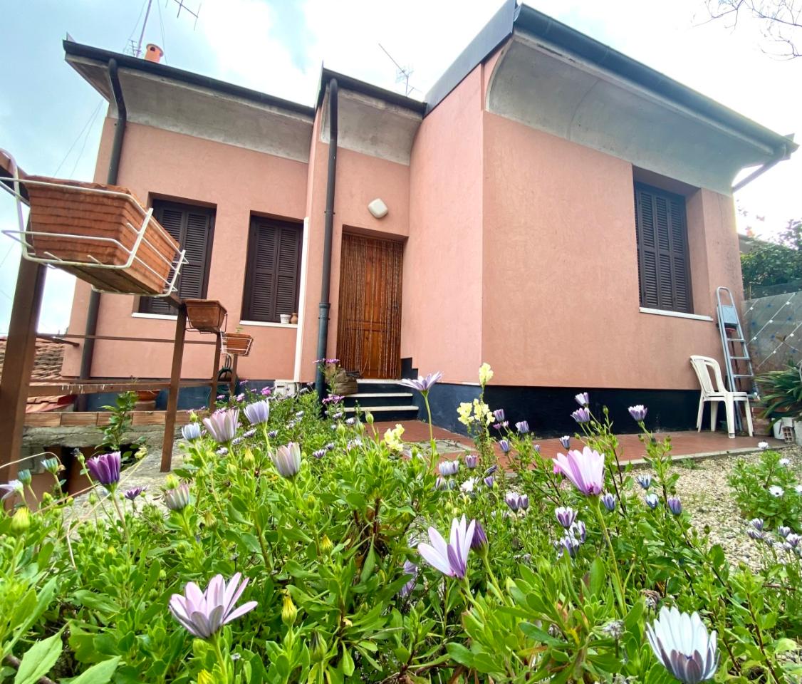 Villa a schiera in vendita a Imperia