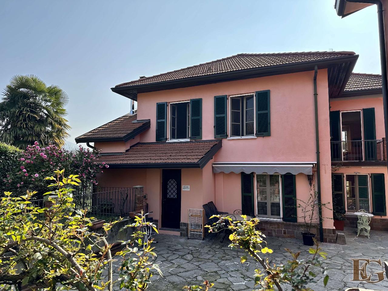 Villa unifamiliare in vendita a Besozzo
